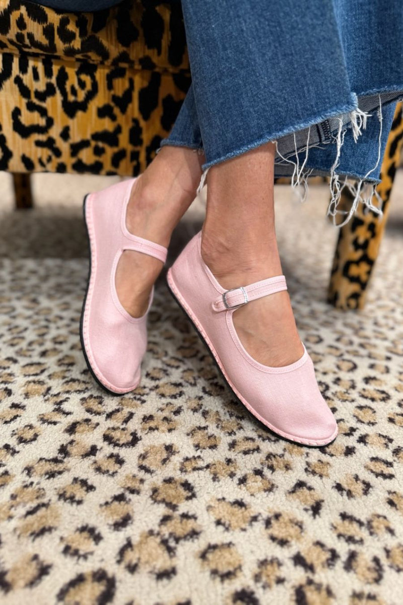 Classic Linen Mary Jane in Dattilo – Bunny and Babe Winnetka